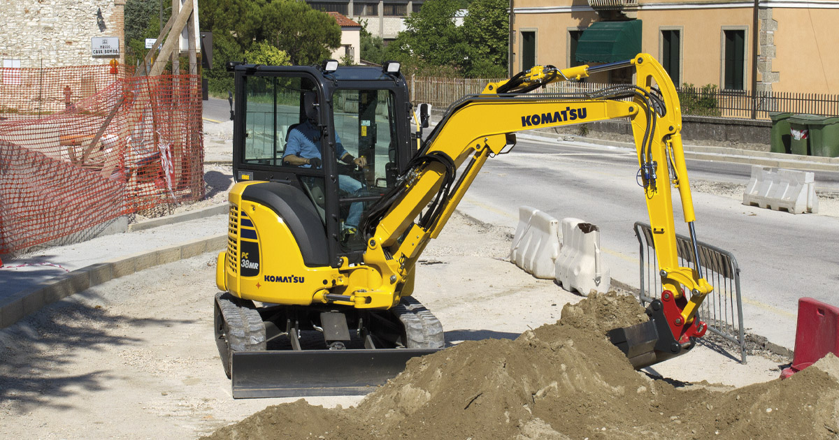 Komatsu Mini Excavator PC38MR-5 | Komatsu France